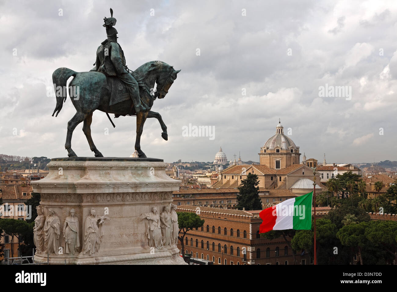 Rome, Italy, Statue of Victor Emmanuel II Stock Photo - Alamy