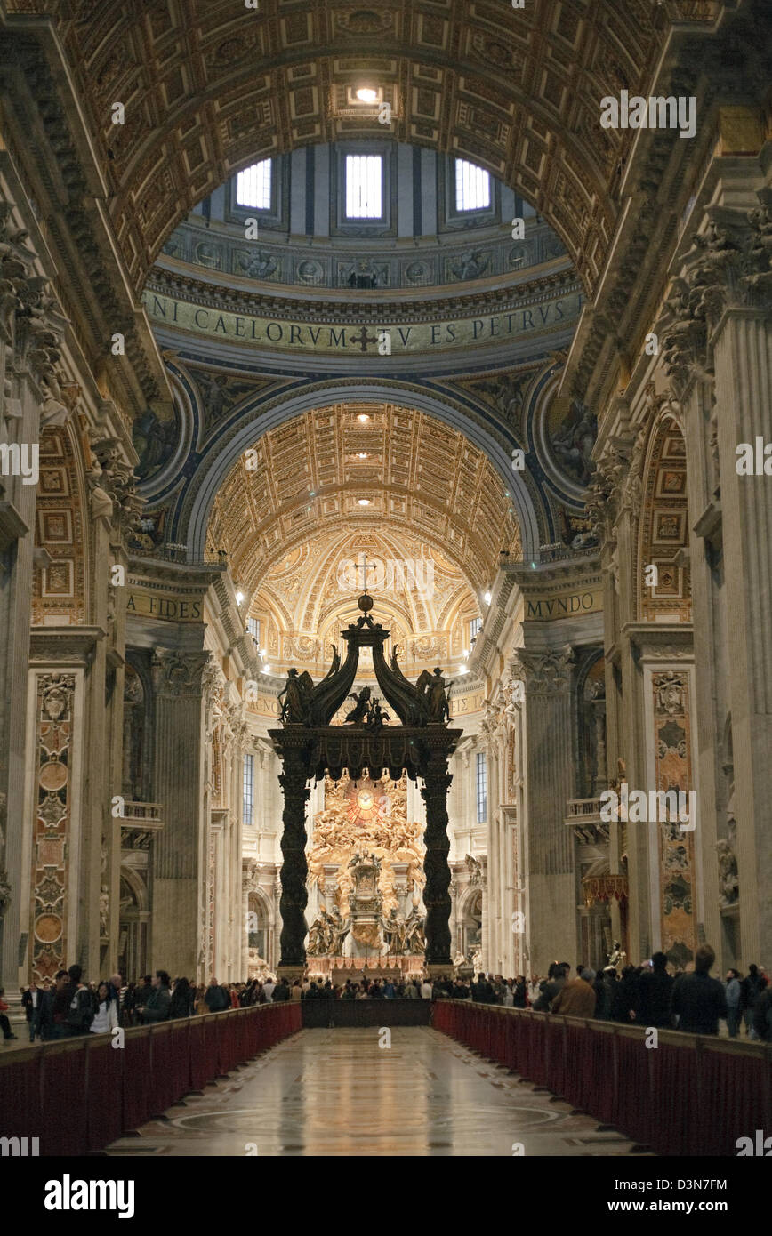 Altar canopy hi-res stock photography and images - Alamy