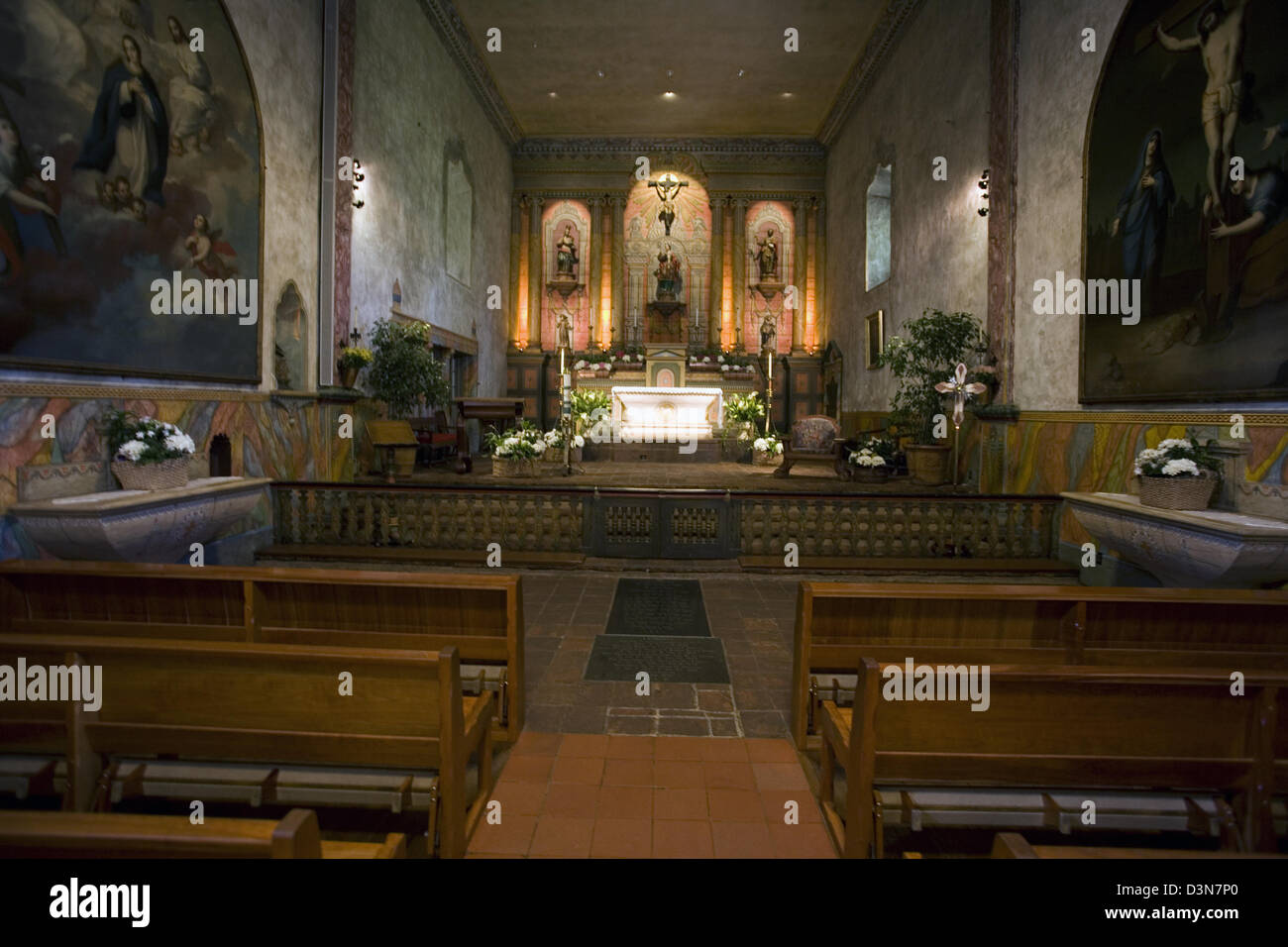 Mission santa barbara interior hi-res stock photography and images - Alamy