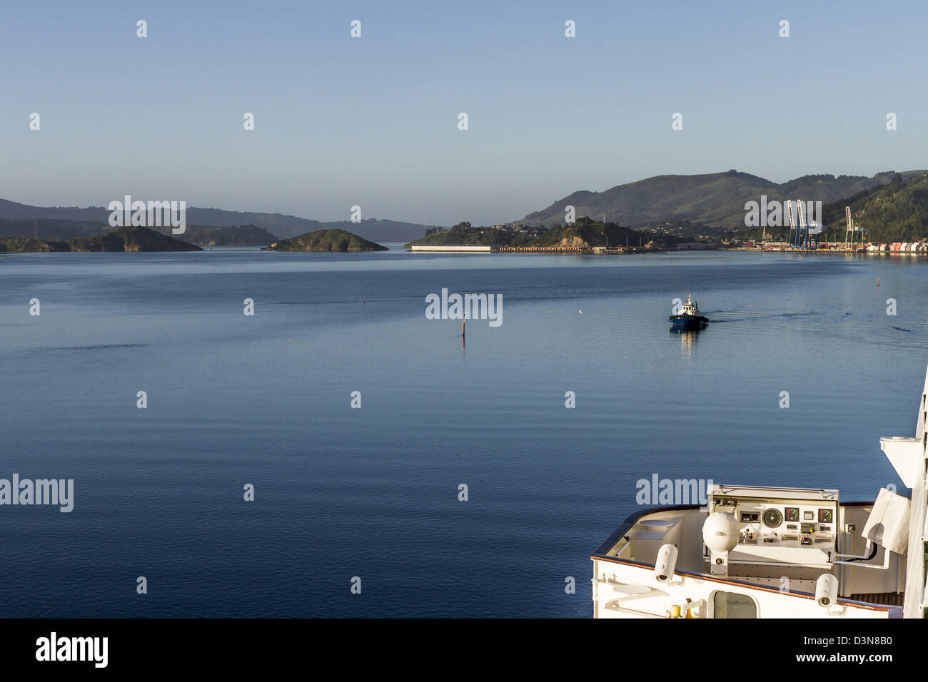 Dunedin harbour hi-res stock photography and images - Alamy