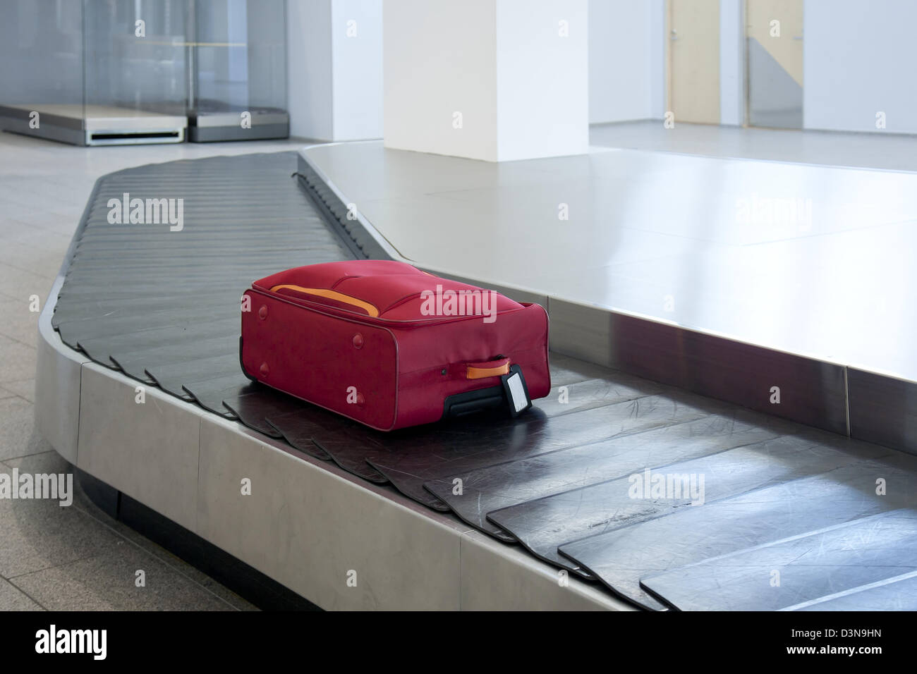 Airport Baggage Claim Stock Photo - Alamy