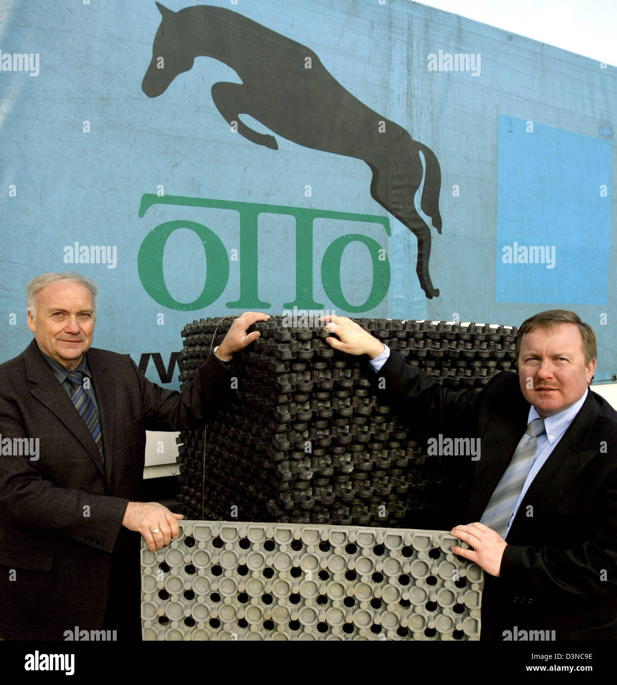 The heads of Otto sport- and horse riding fields construction, Werner ...