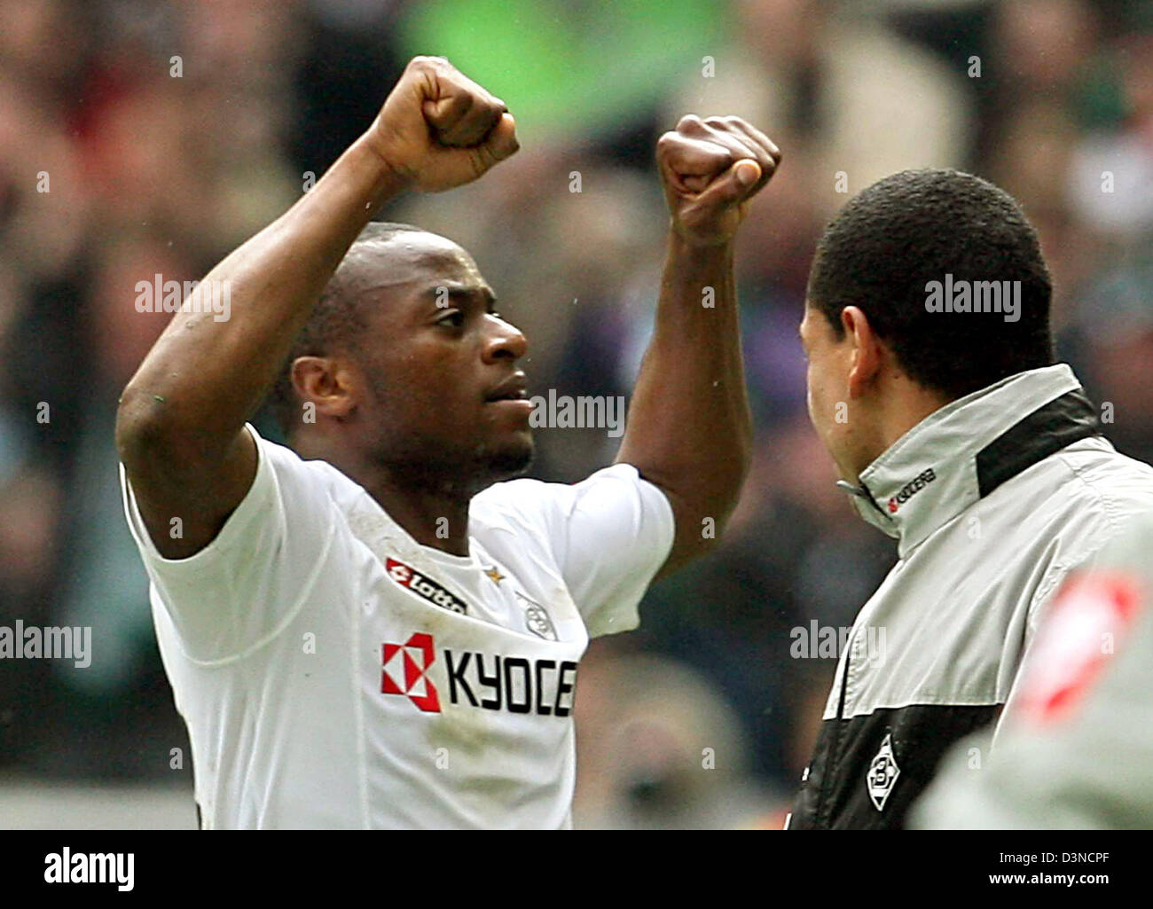 Moenchengladbach's Nando Rafael (L) celebrate after scoring his second ...