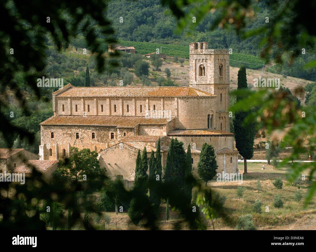 (dpa - files) The photo shows the Abbey of St. Antimo ('Abbazia Sant ...