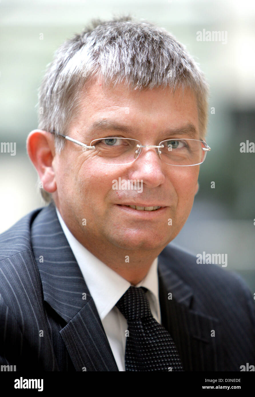 Maxdata hi-res stock photography and images - Alamy