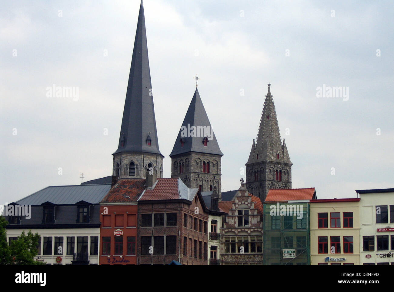 (FILE) - The picture shows the spires of St. Jacob, Ghent, Belgium, 18 ...