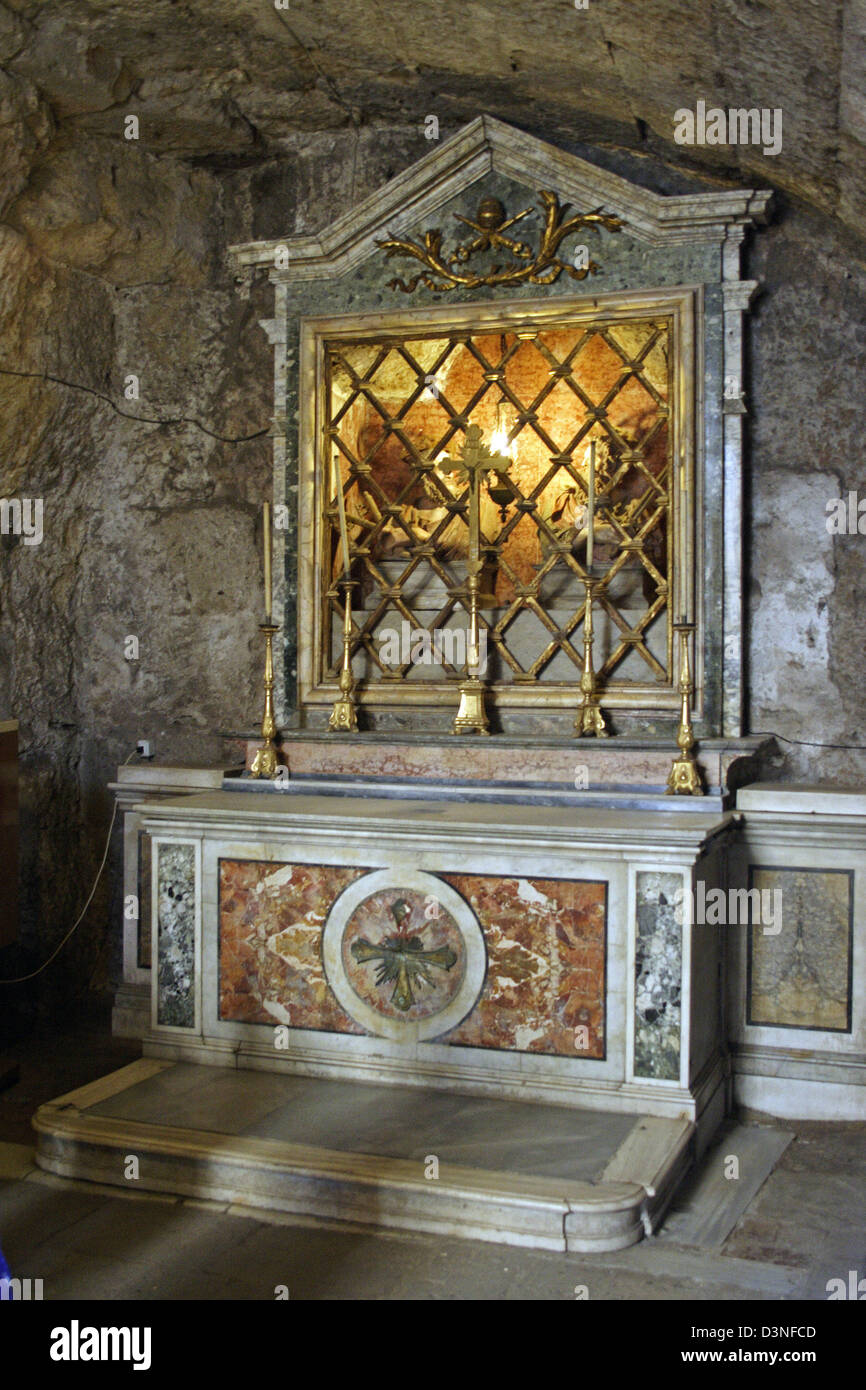 (dpa file) The photo shows the Mamertinum beneath the church of St ...