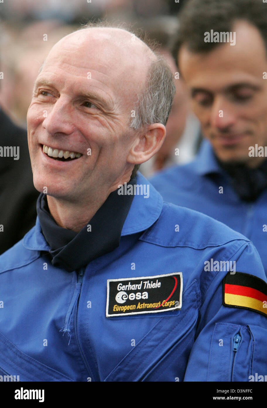 The picture shows German astronaut Gerhard Thiele (front) and Spanish ...