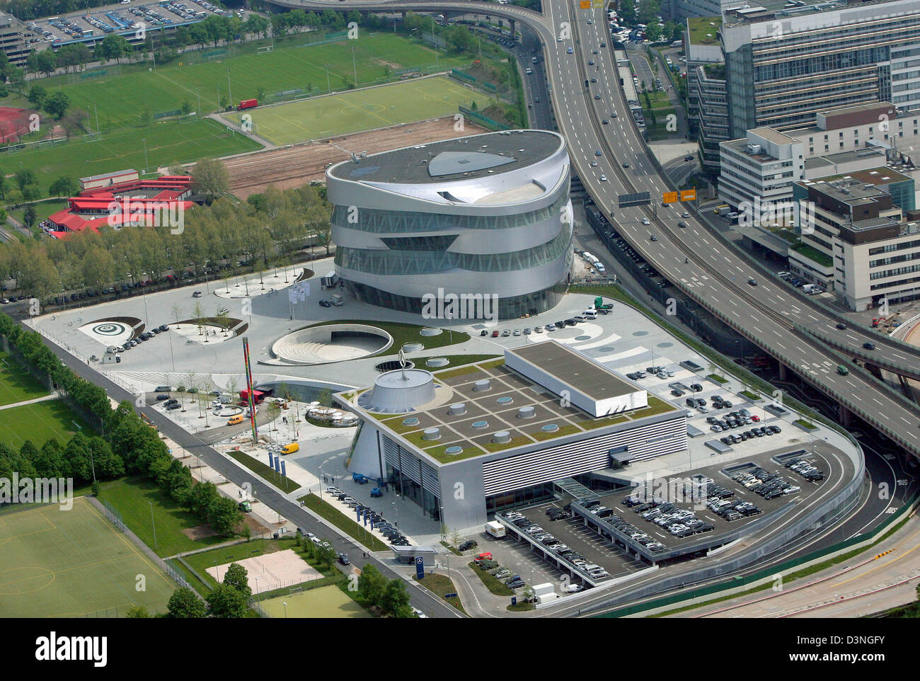 The picture shows the new Mercedes-Benz museum with th eDaimler plant ...