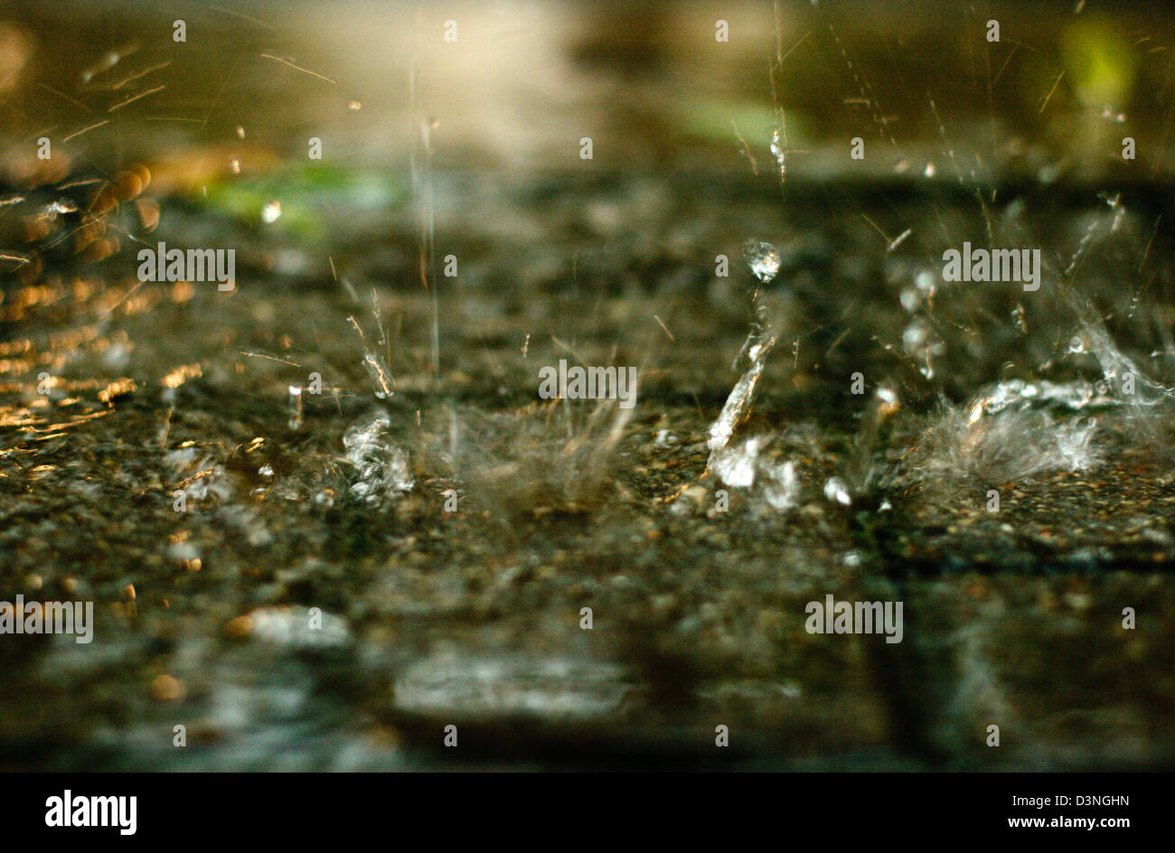 Kinetic rain hi-res stock photography and images - Alamy