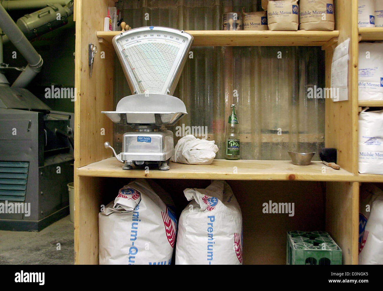 (dpa file) View into the Mense Mill, a roll grinder mill for grain, in ...