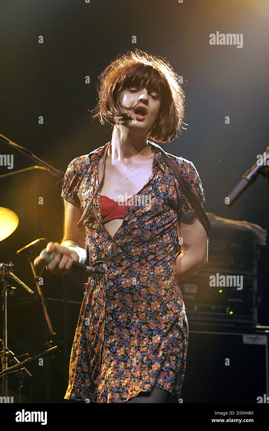 Pete doherty kate moss hi-res stock photography and images - Alamy