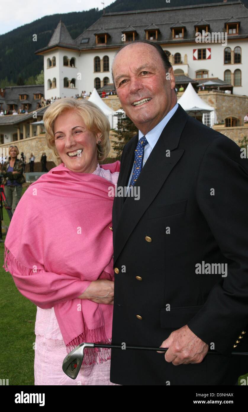 Female sailer hi-res stock photography and images - Alamy
