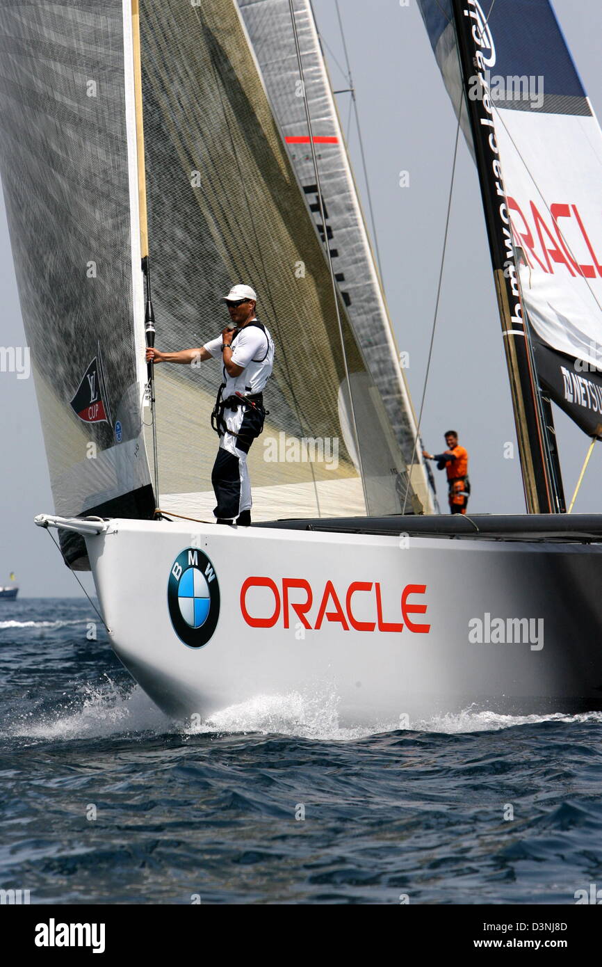 US team Oracle BMW Racing and Italian +39 Challenge sail a race ...
