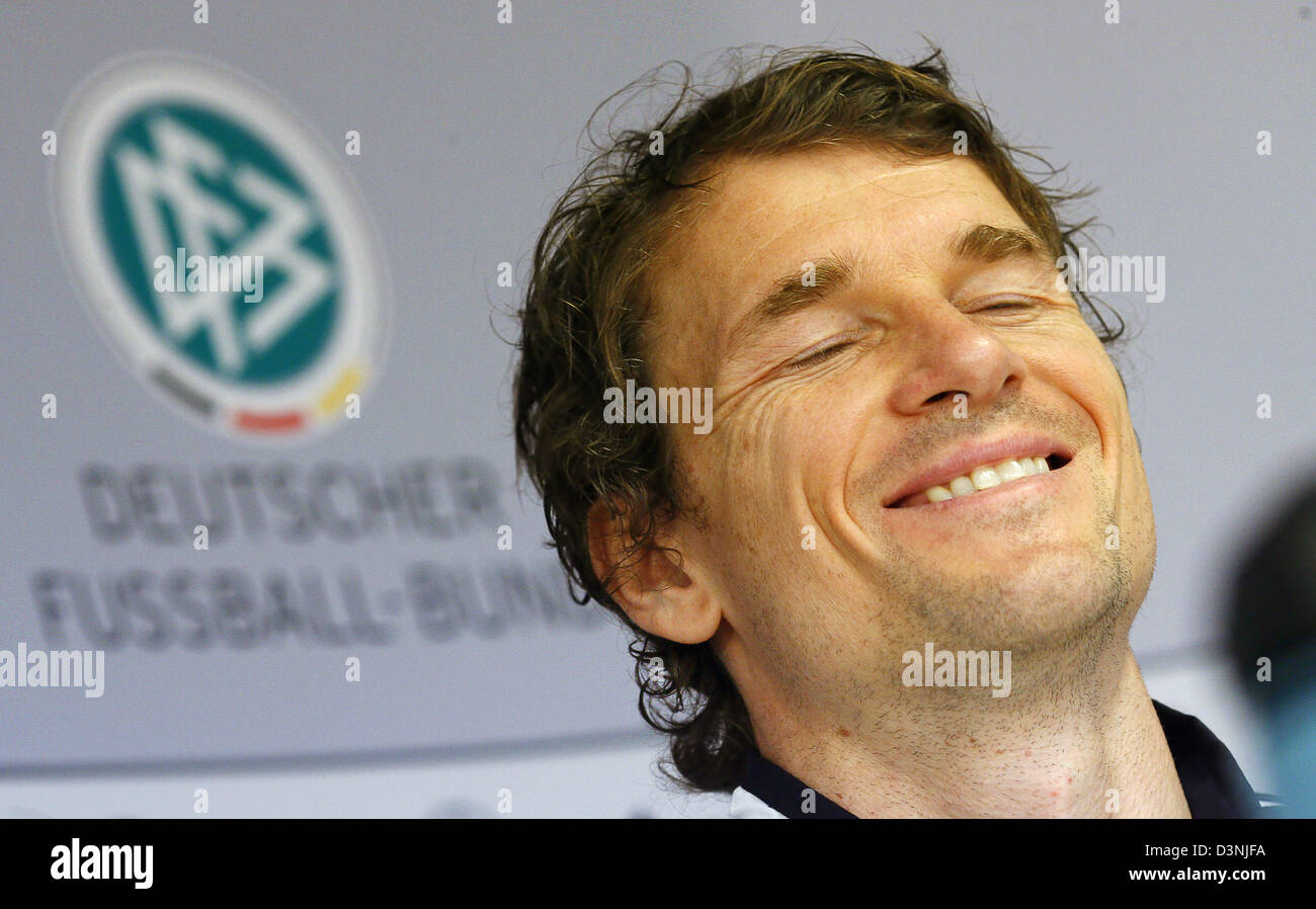 The picture shows the goalie of the German national soccer team Jens ...