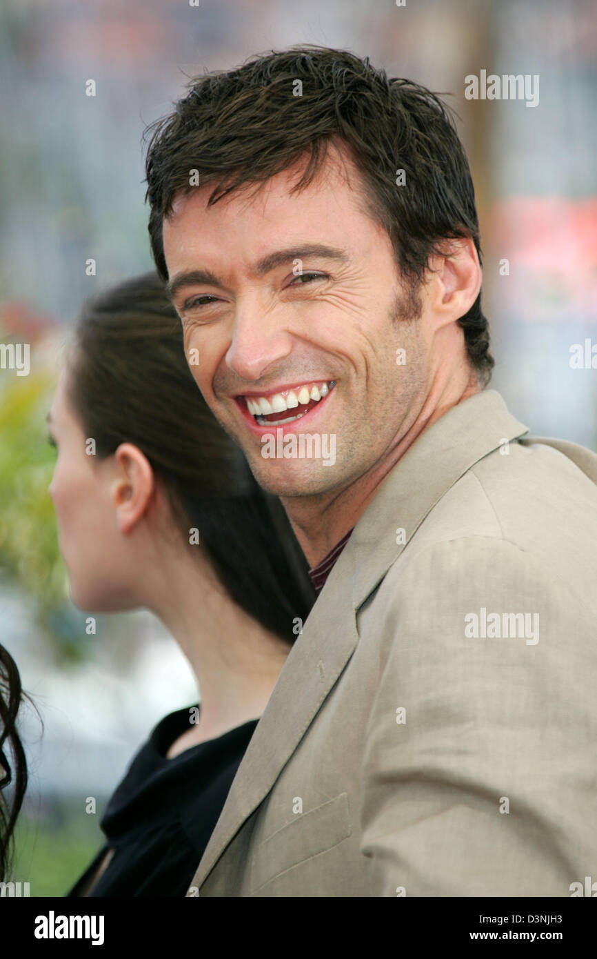 Australian actor Hugh Jackman poses at a photocall to the film 'X-Men ...