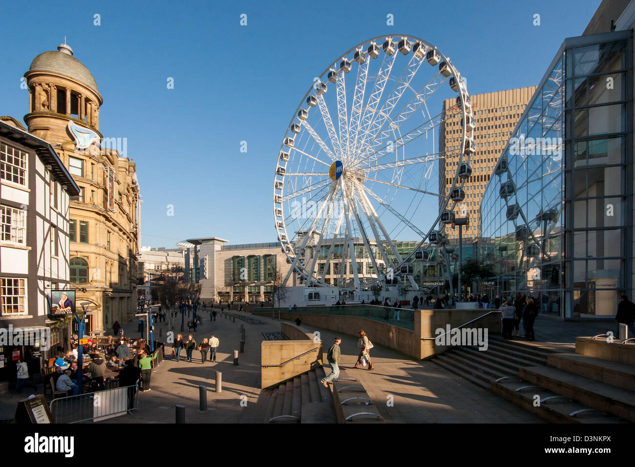 Exchange square in Manchester Stock Photo - Alamy