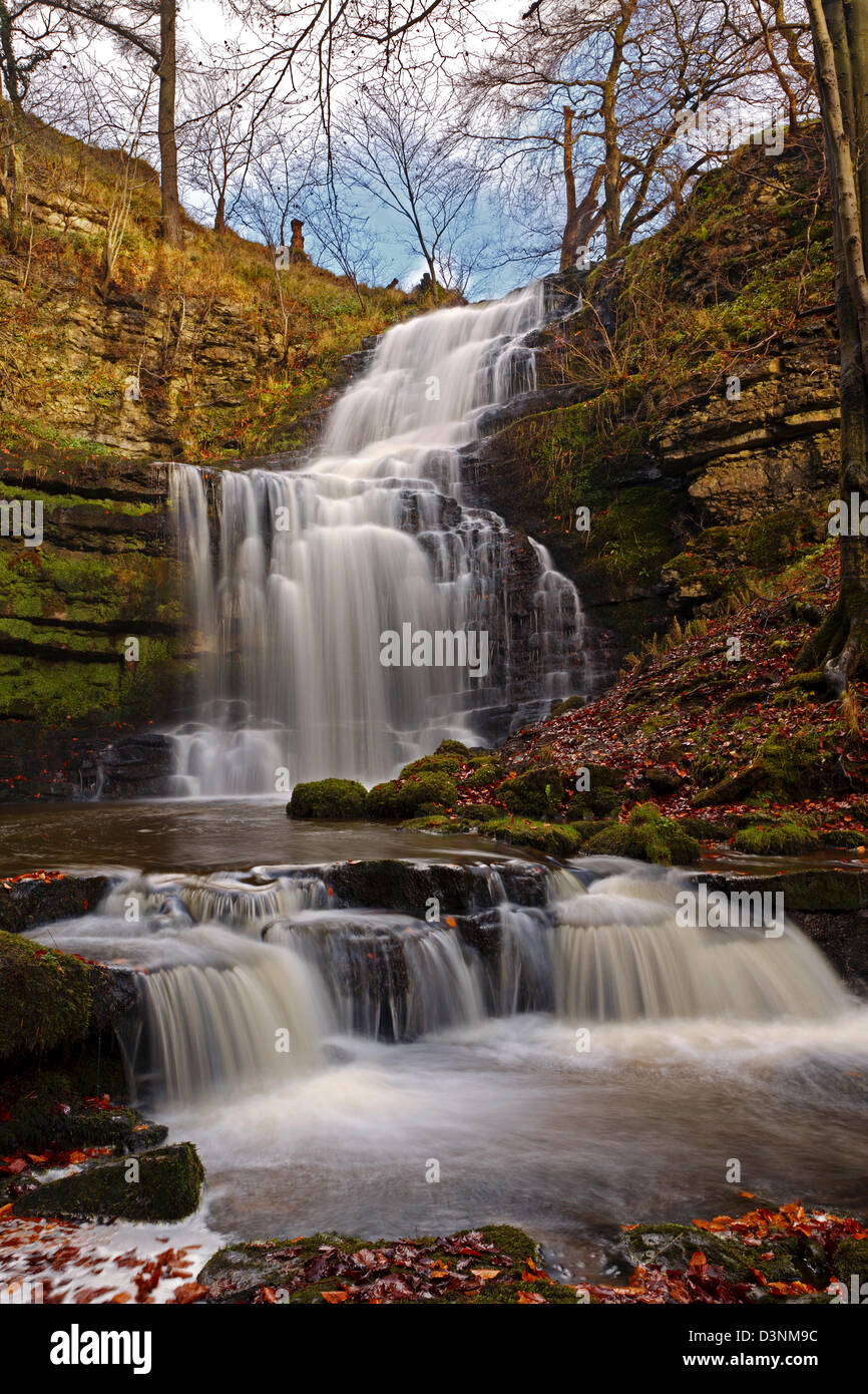 The main drop of Scalebar Force waterfall in the Yorkshire Dales Stock ...