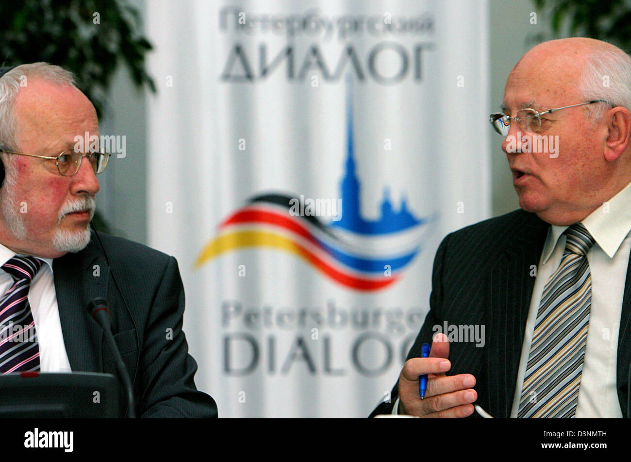 Mikhail Gorbachev (R), former President of the Soviet Union, and Lothar ...