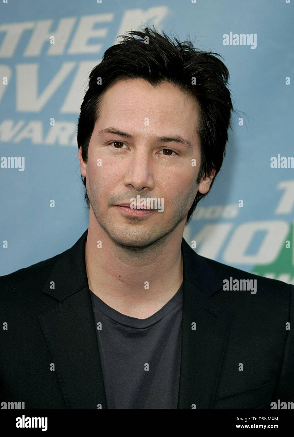 US actor Keanu Reeves arrives for the 2006 MTV Movie Awards in Los ...