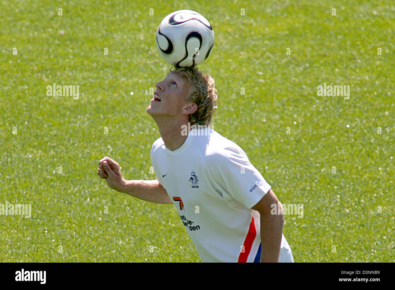 Full Length Dutch Soccer High Resolution Stock Photography and Images ...