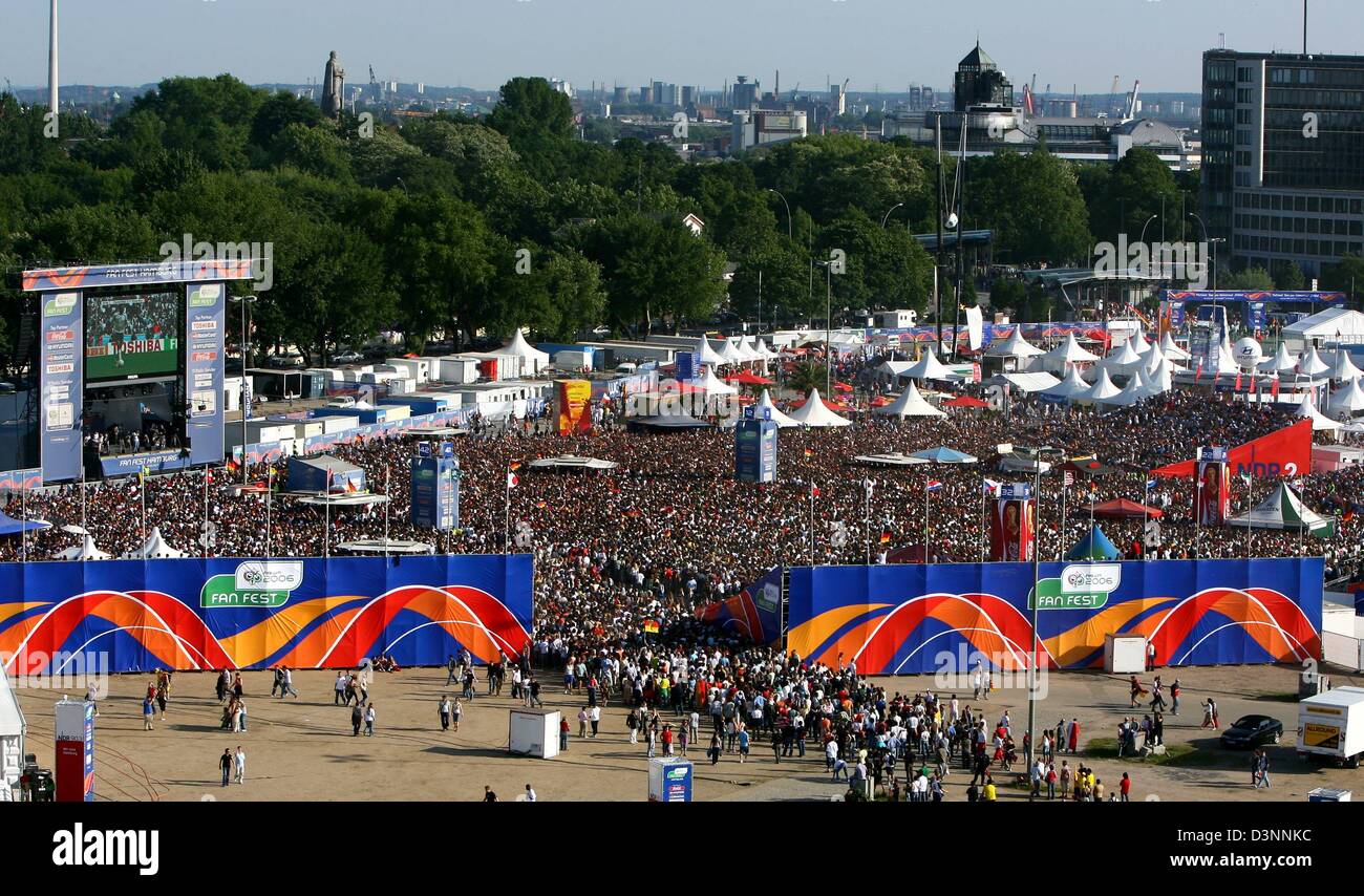 About 50,000 people gathered to watch the FIFA World Cup 2006 opening ...
