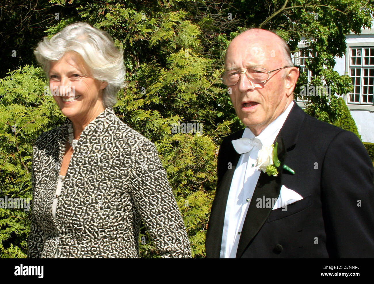 Moritz Landgraf of Hesse and Tatiana Princess of Hesse smile into the ...