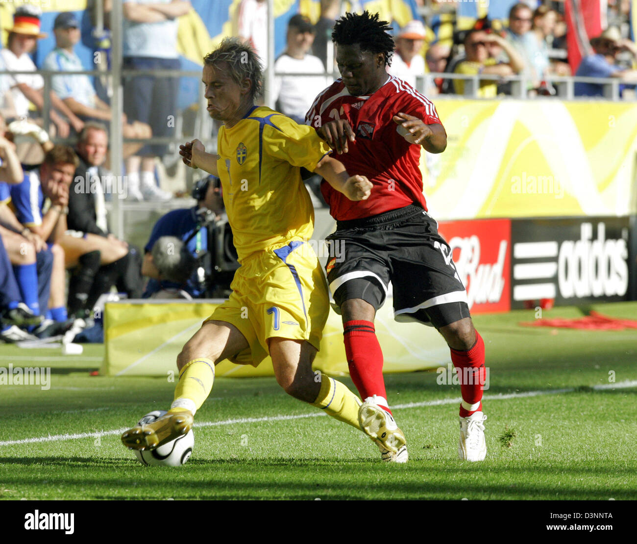 Collin Samuel (R) from Trinidad and Tobago and Niklas Alexandersson (L ...