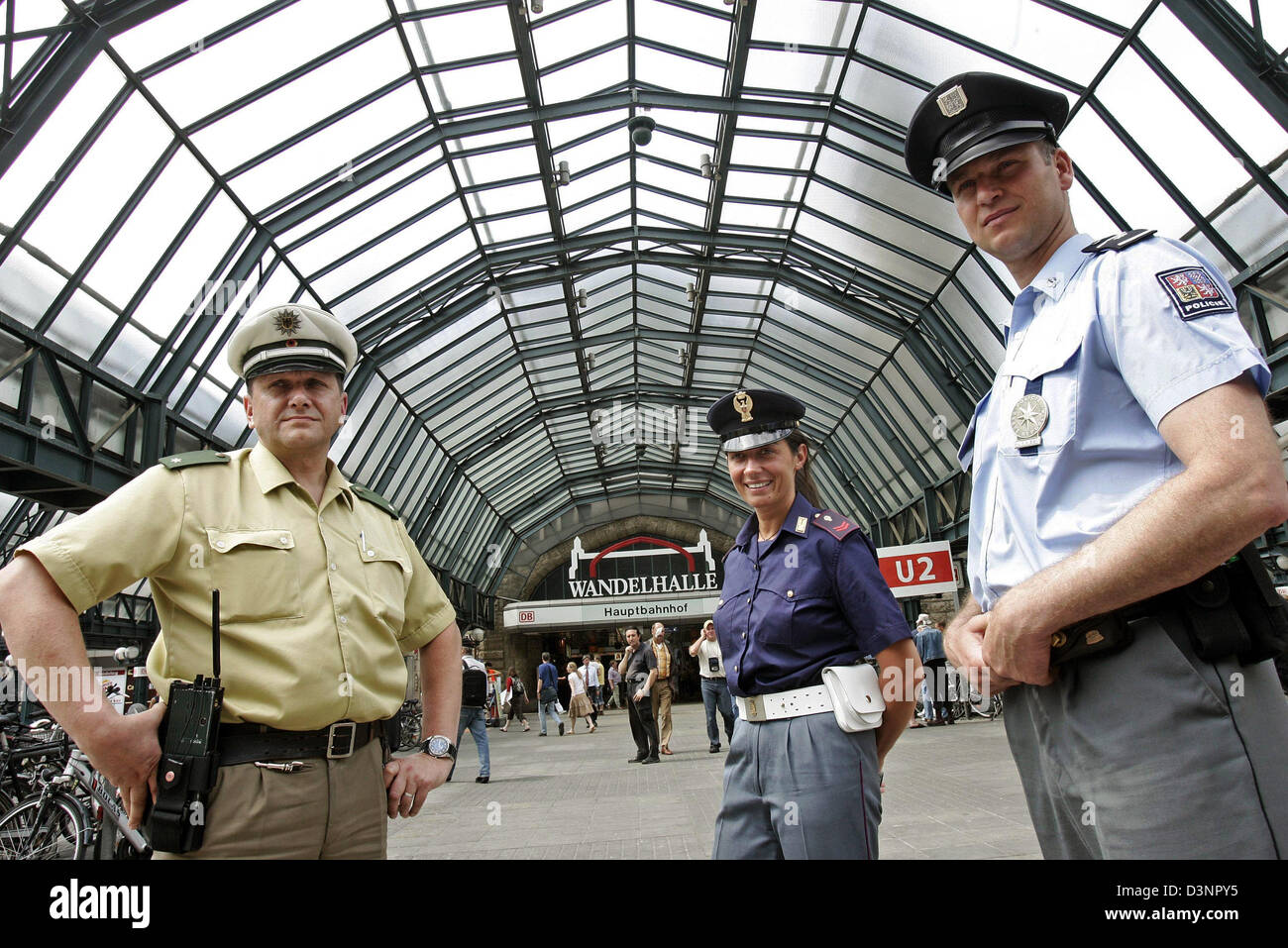 Czech police uniform hi-res stock photography and images - Alamy