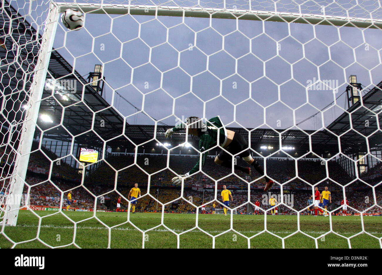 Sweden goalkeeper andreas isaksson hi-res stock photography and images ...