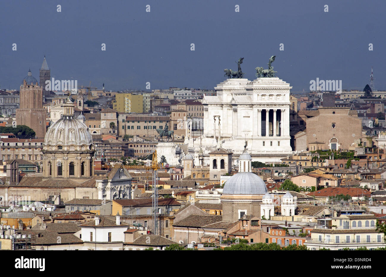 The picture shows a panorama of Rome with the Monument to Victor ...