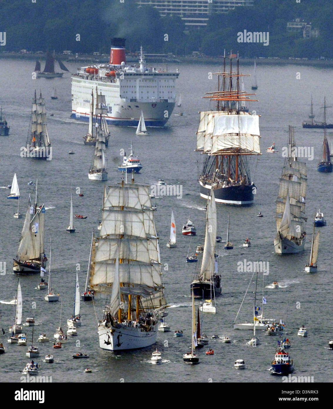 Tall ships parade in hi-res stock photography and images - Alamy