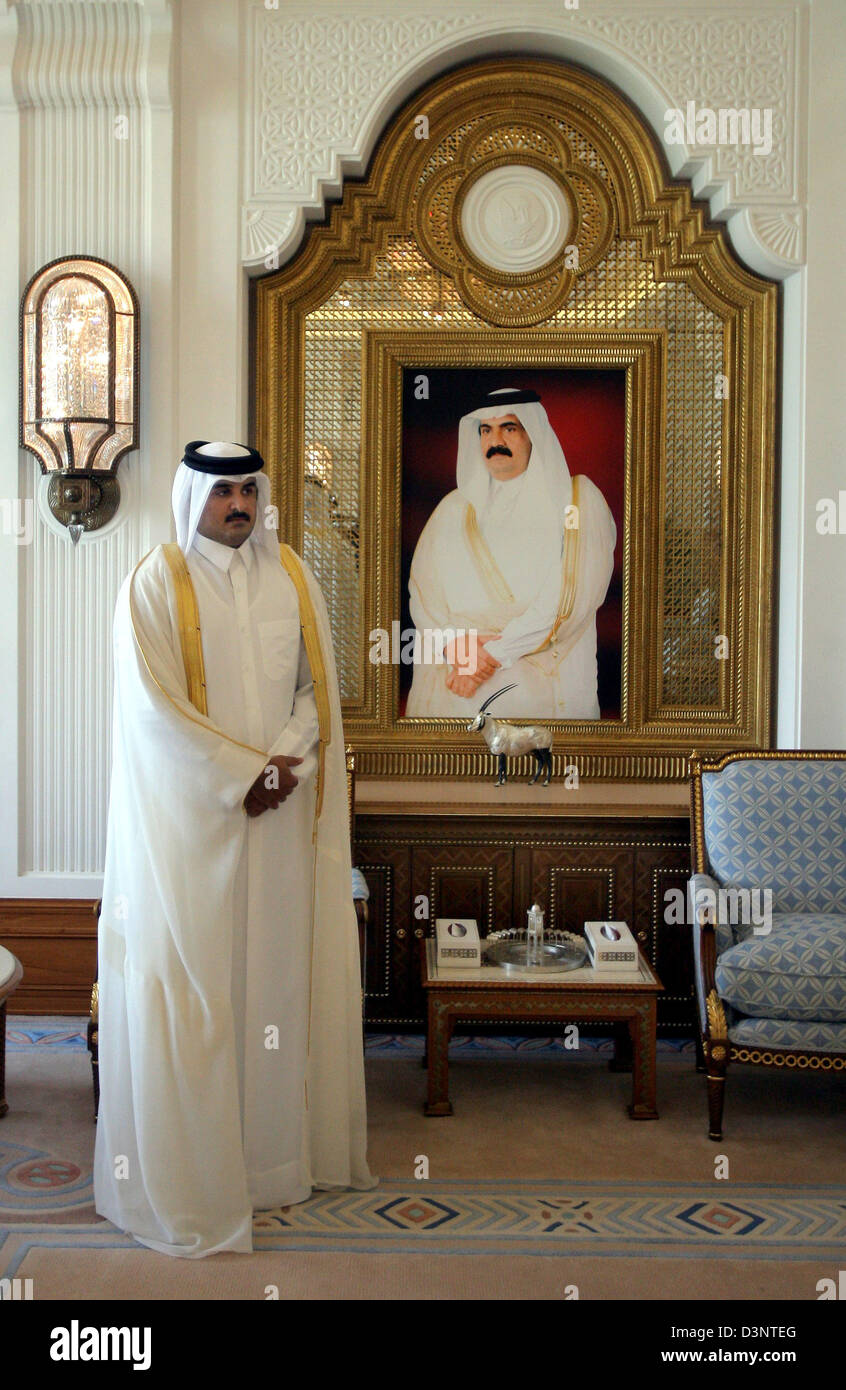 Qatar's deputy ruler sheik Tamin bin Hamad bin Khalifa al-Thani is ...