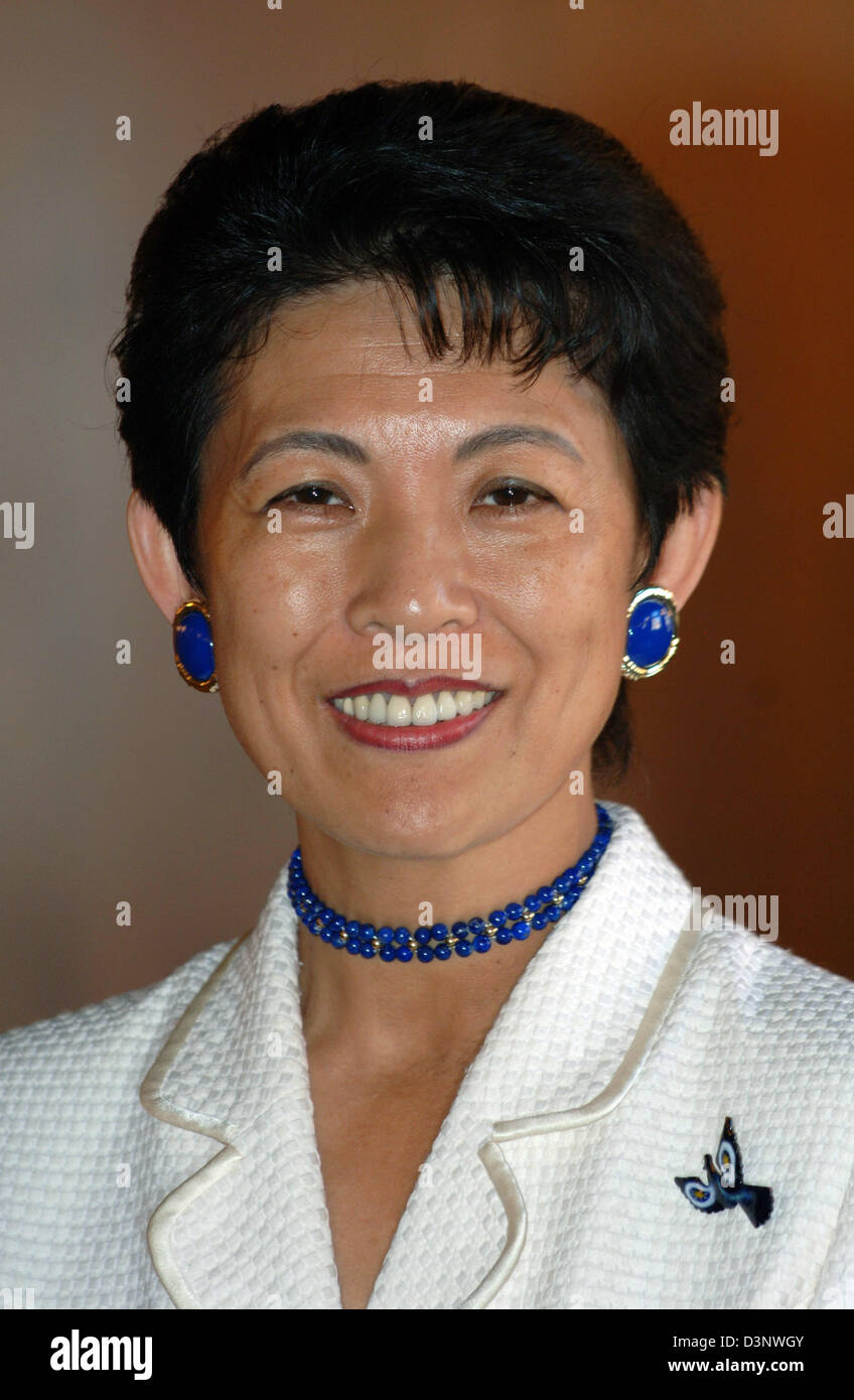 Hisako hi-res stock photography and images - Alamy