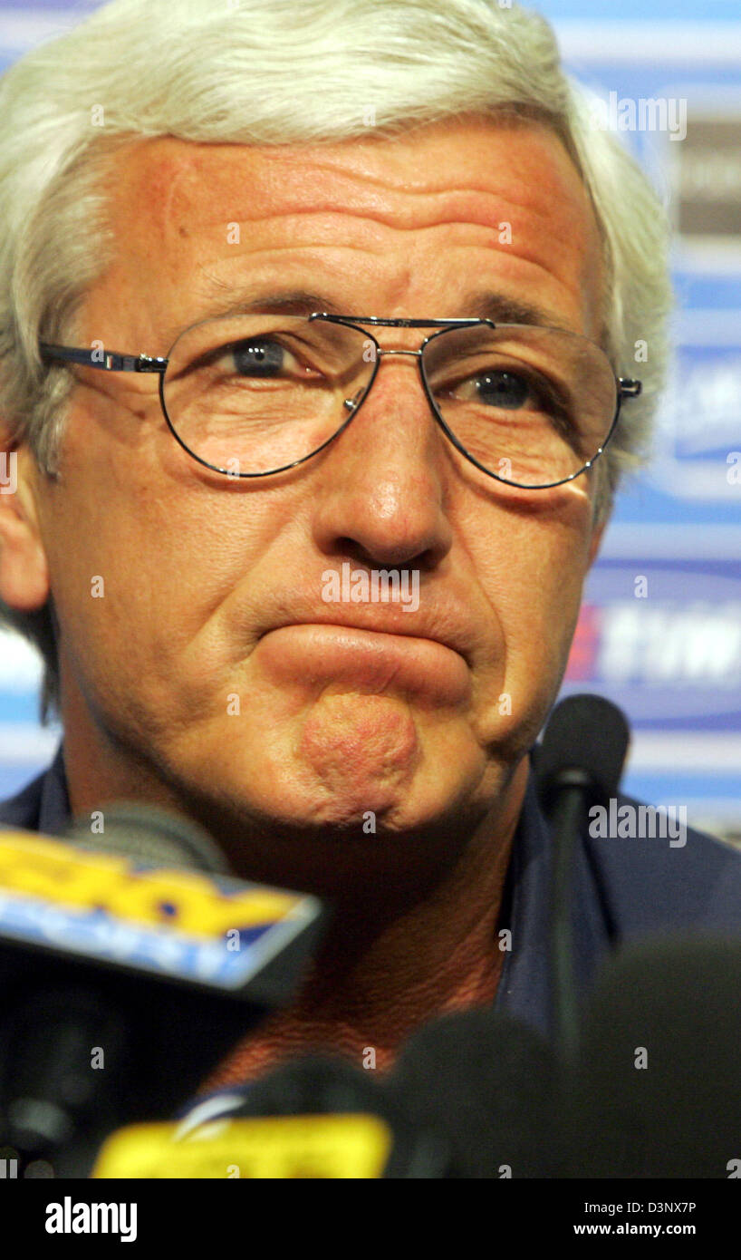 Marcello lippi coach italy soccer High Resolution Stock Photography and ...