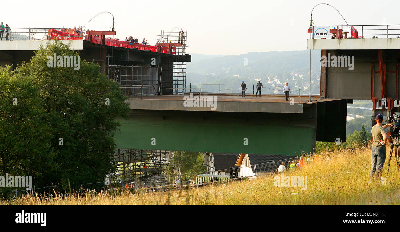 Car exploded view hi-res stock photography and images - Alamy