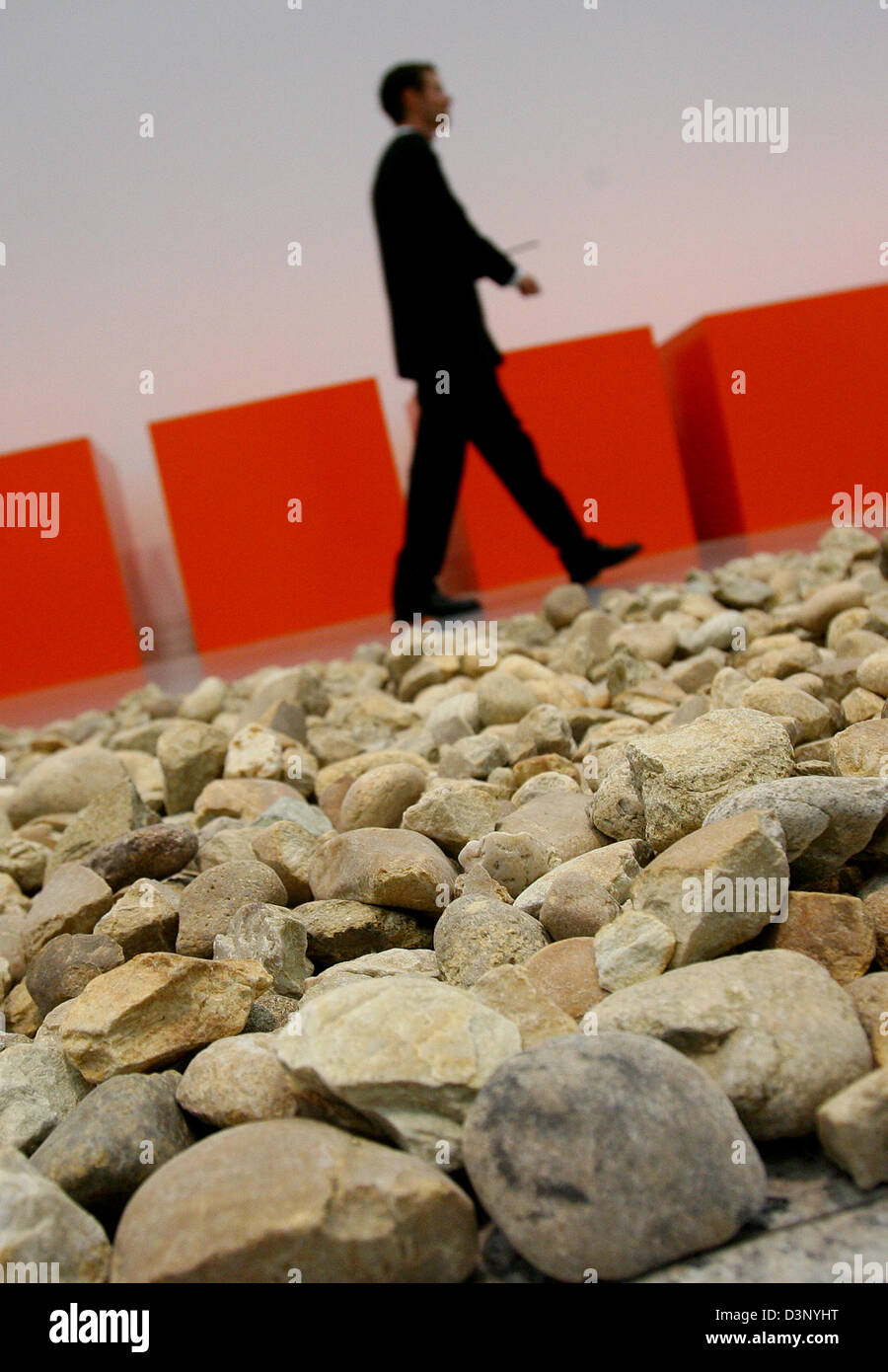 Donald judd hi-res stock photography and images - Alamy