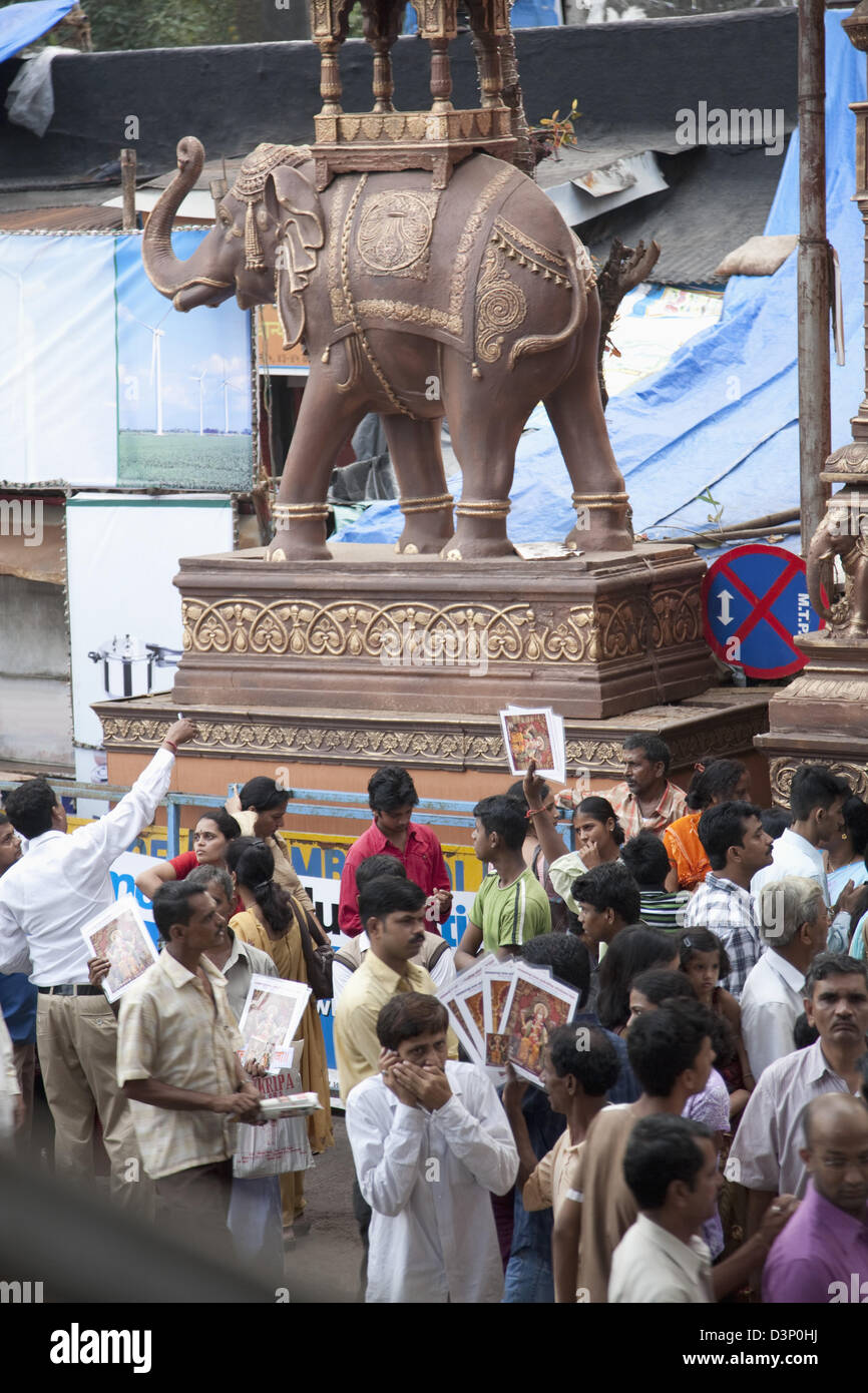 People at a temple during religious procession, Mumbai, Maharashtra ...