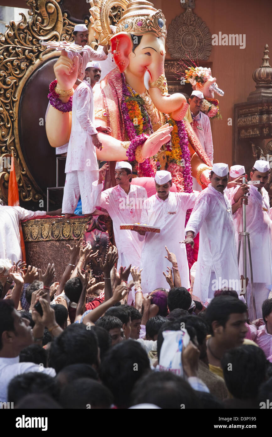 Lalbaugcha raja hi-res stock photography and images - Alamy