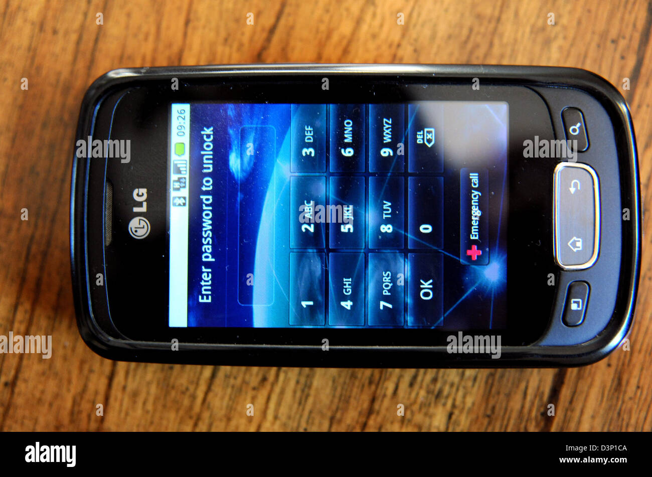 Old mobile phones hi-res stock photography and images - Alamy