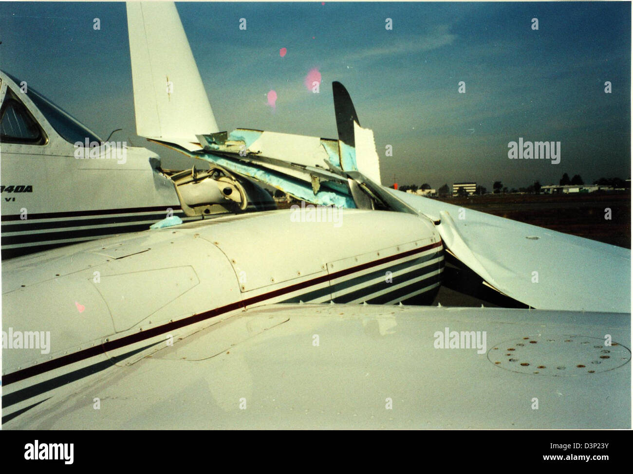In 1998, an aircraft accident occurred involving a Velocity Elite ...