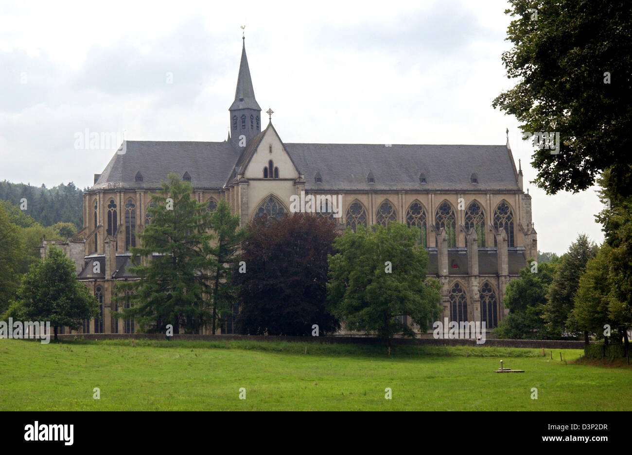 Altenberg cathedral bergisches land germany hi-res stock photography ...