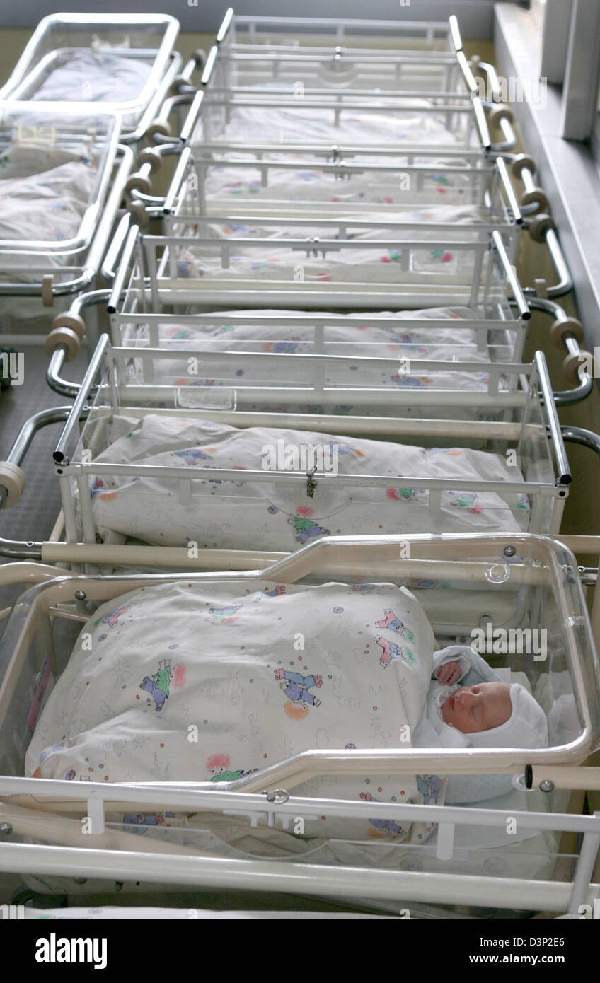 A single baby pictured on a newborn ward of a hospital in Seligenstadt ...