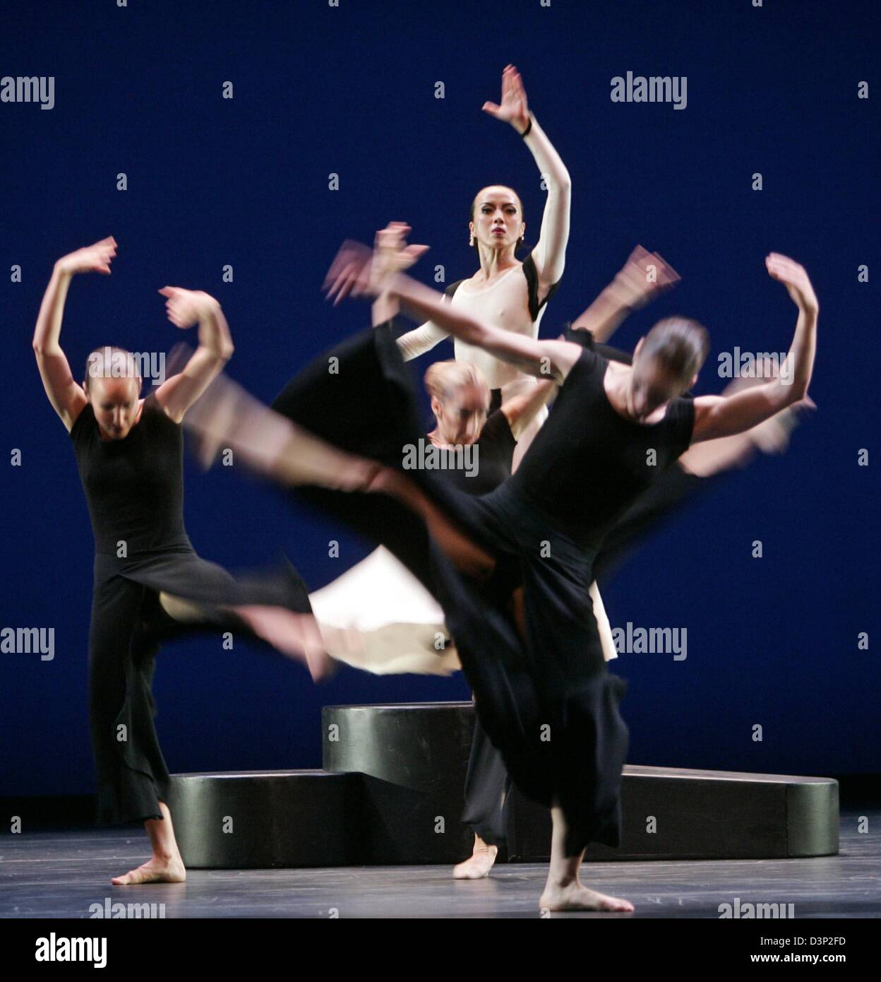 Dancers of the Martha Graham Dance Company rehearse the piece 'Sketches ...