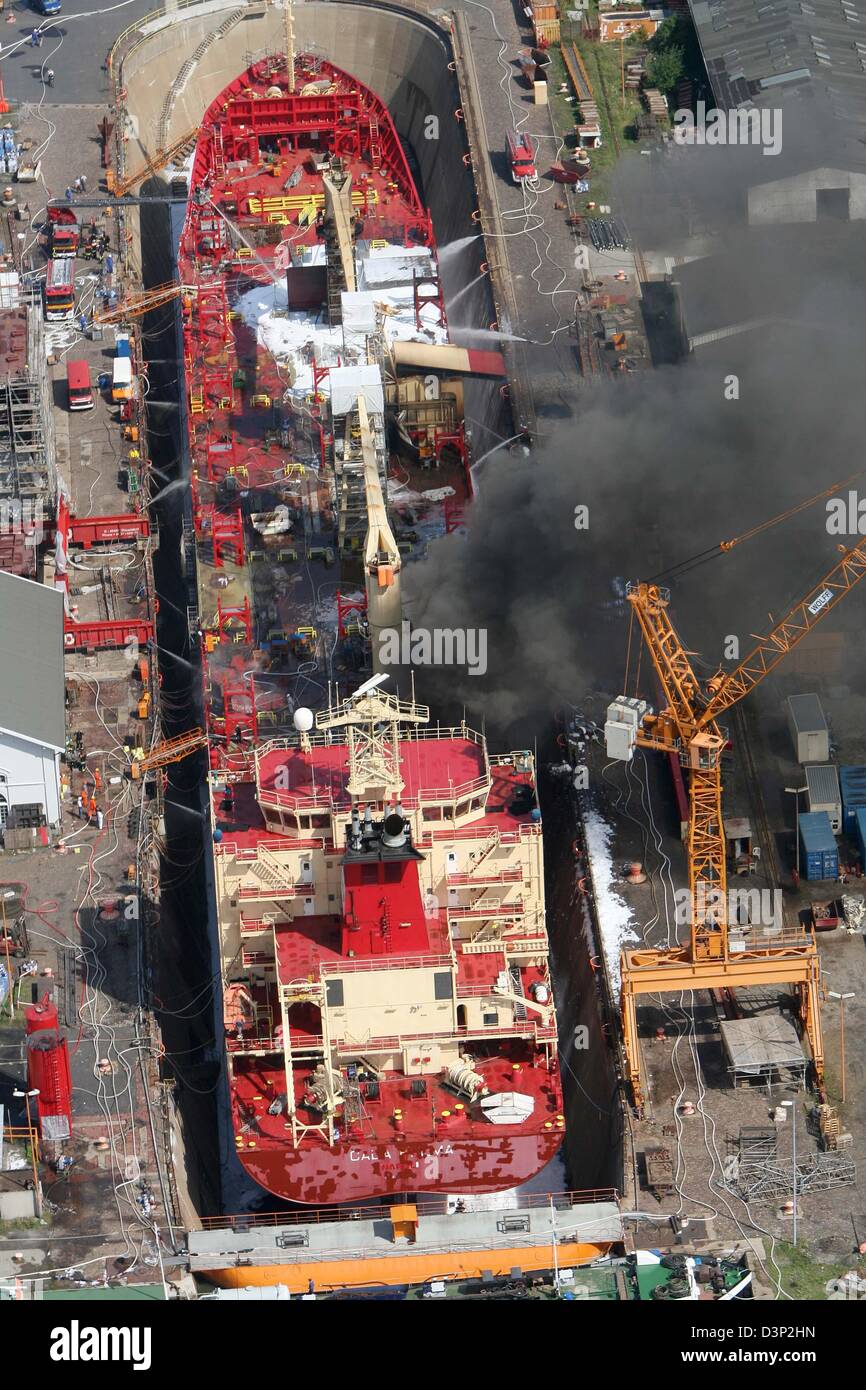 Reefer ships hi-res stock photography and images - Alamy