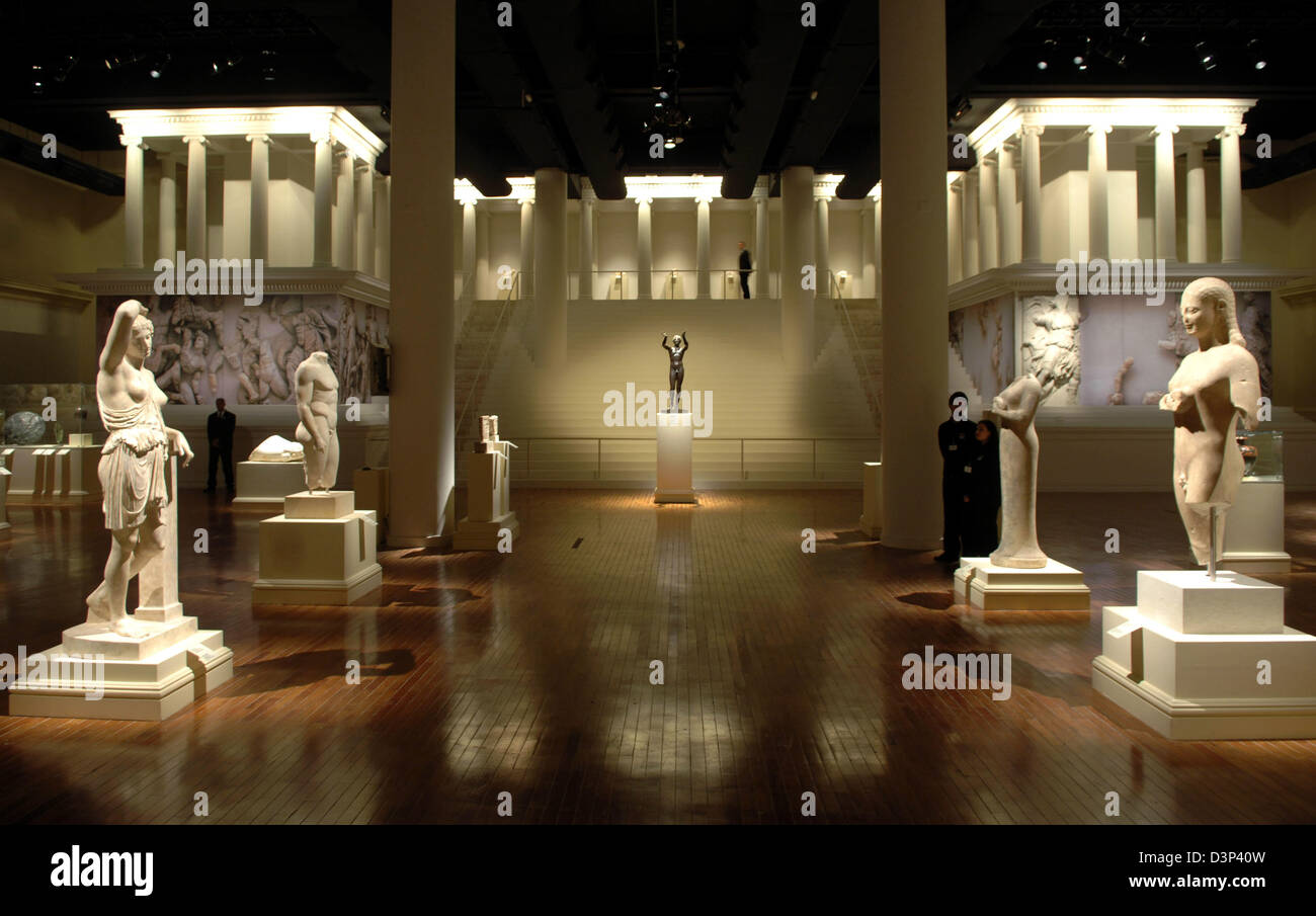 Brazilian museum of sculptures hi-res stock photography and images - Alamy