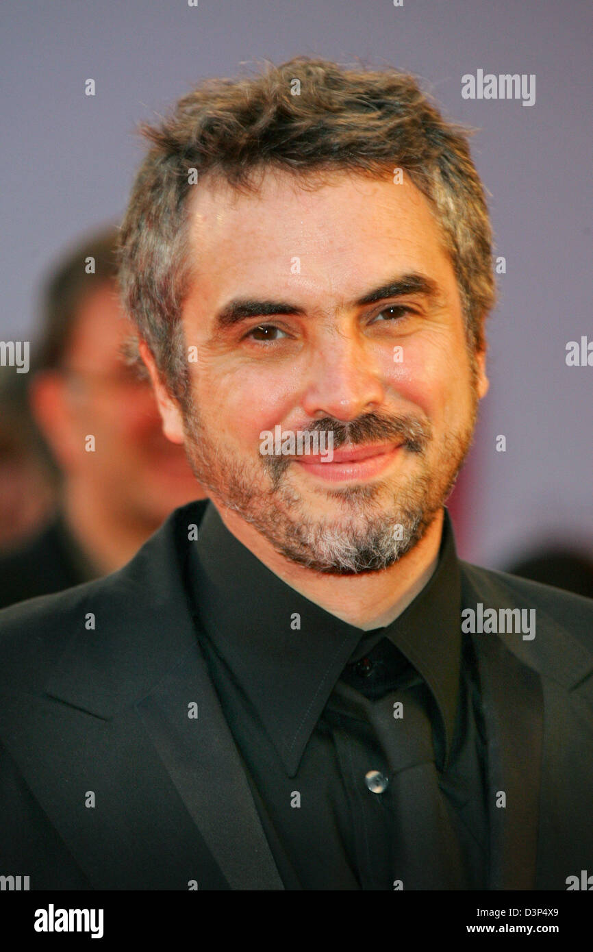 Mexican director Alfonso Cuaron arrives at the premiere of the new film ...