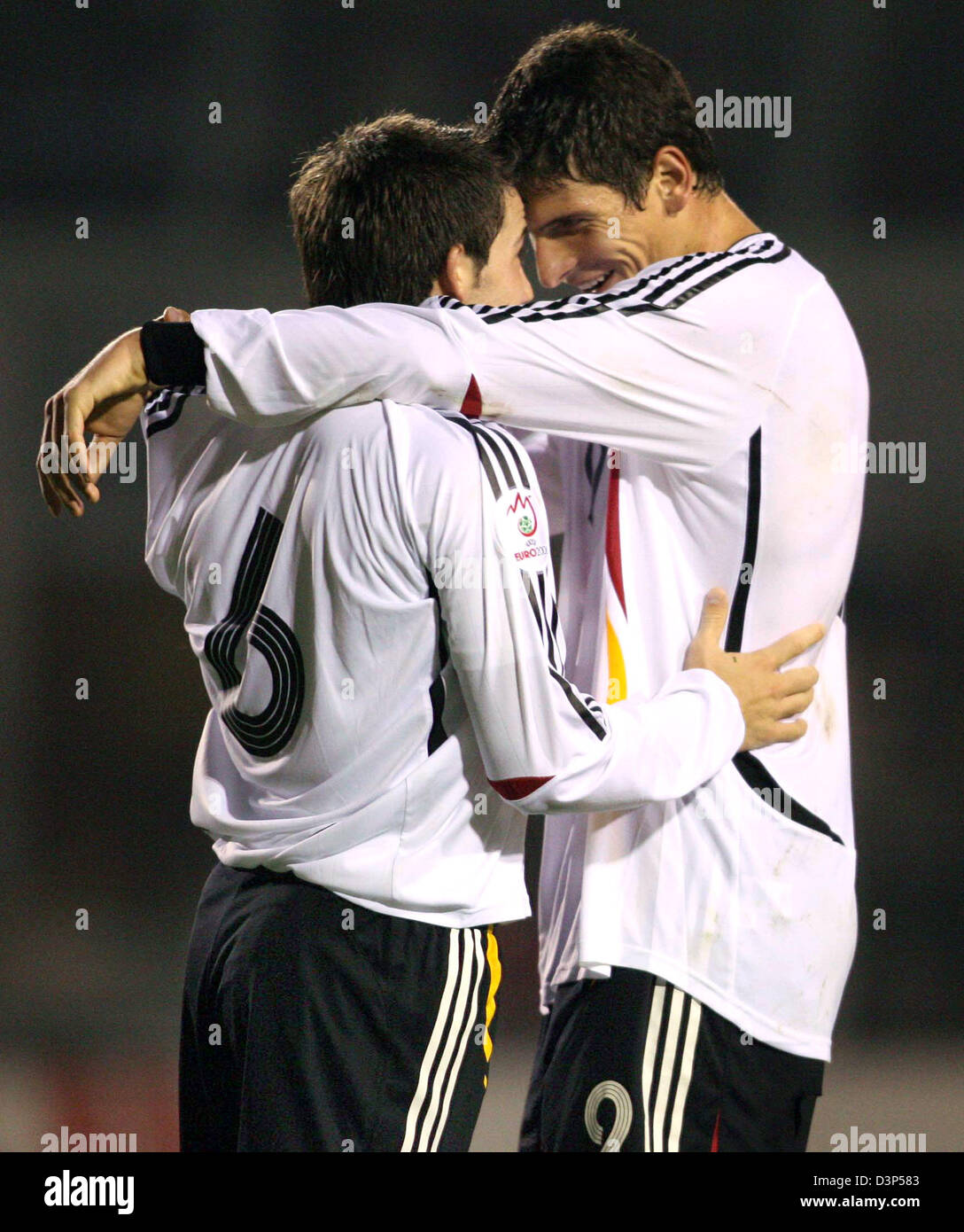 Soccer Pla High Resolution Stock Photography and Images - Alamy