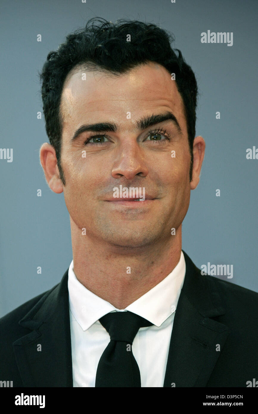 US-American actor Justin Theroux arrives at the premiere of 'Inland ...