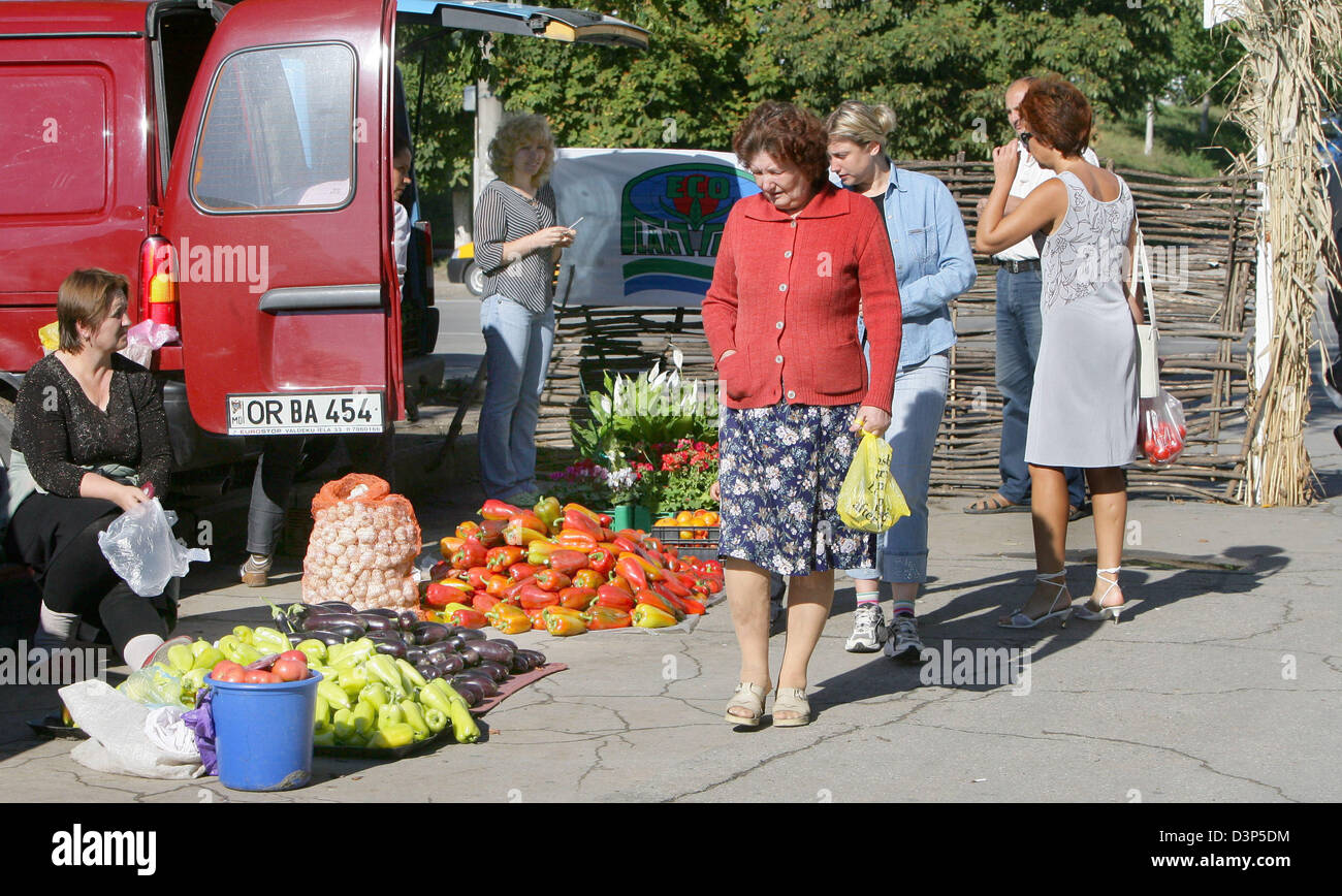 Mda group exterior hi-res stock photography and images - Alamy